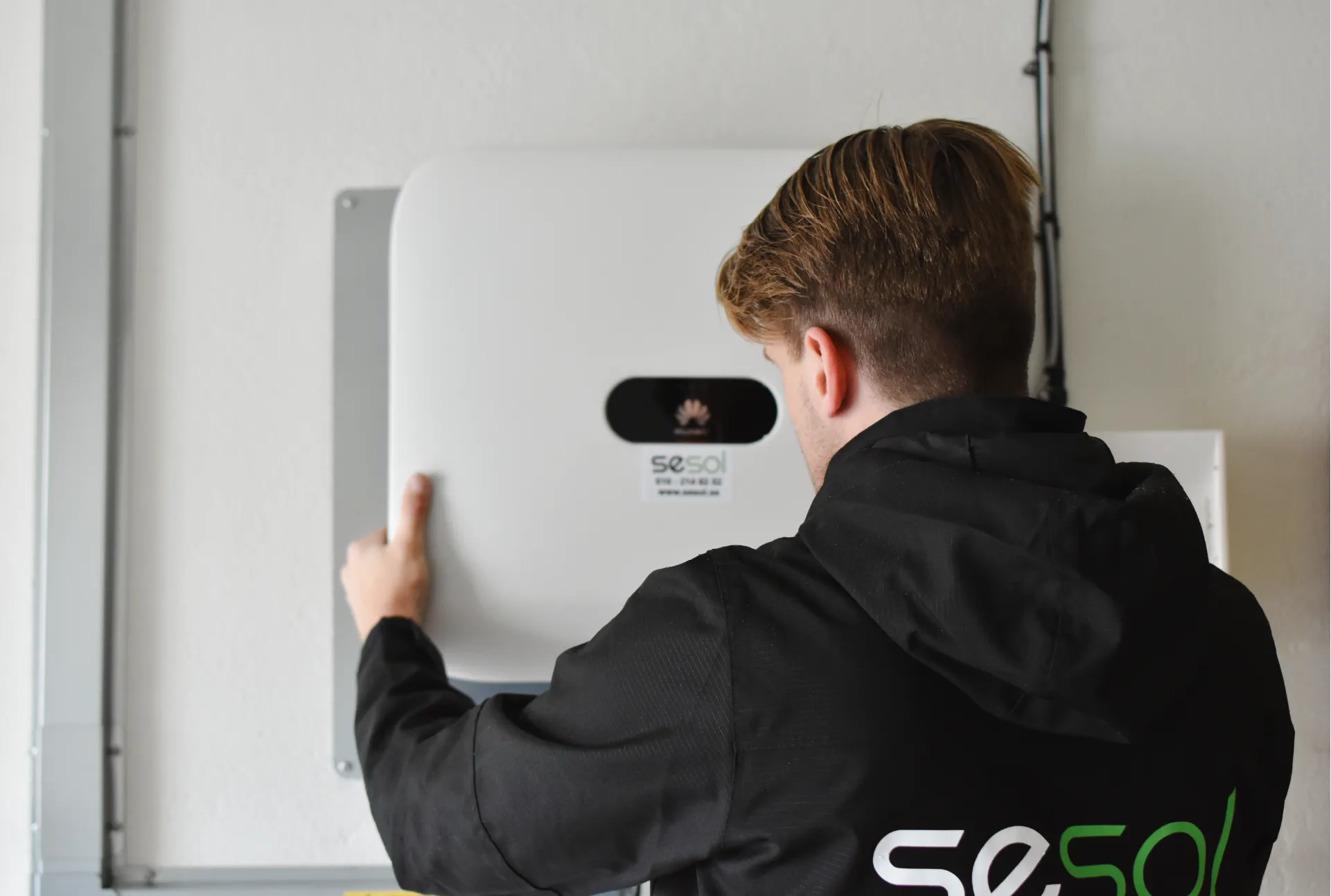 Hembatteri: Så fungerar solcellsbatteri & energilagring | Soltech Home